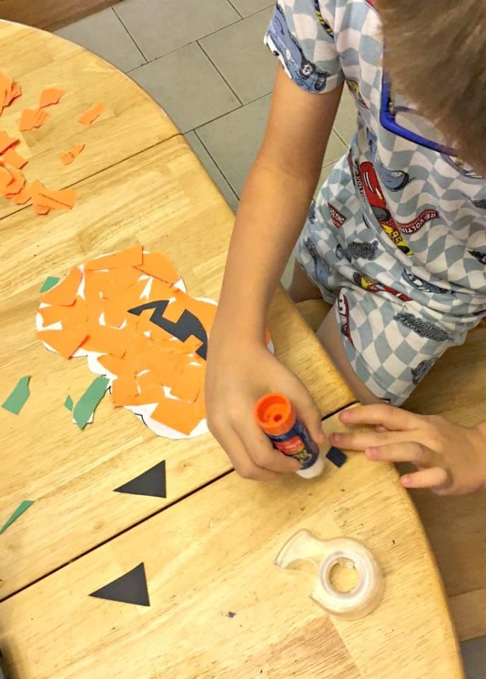 Easy Fall Paper Pumpkin Crafts for Kids to Decorate